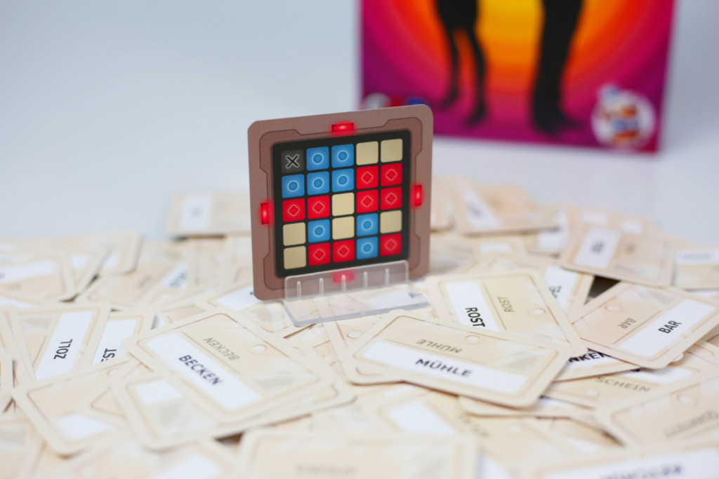 Codenames: Classic – Geppetto's Toy Box