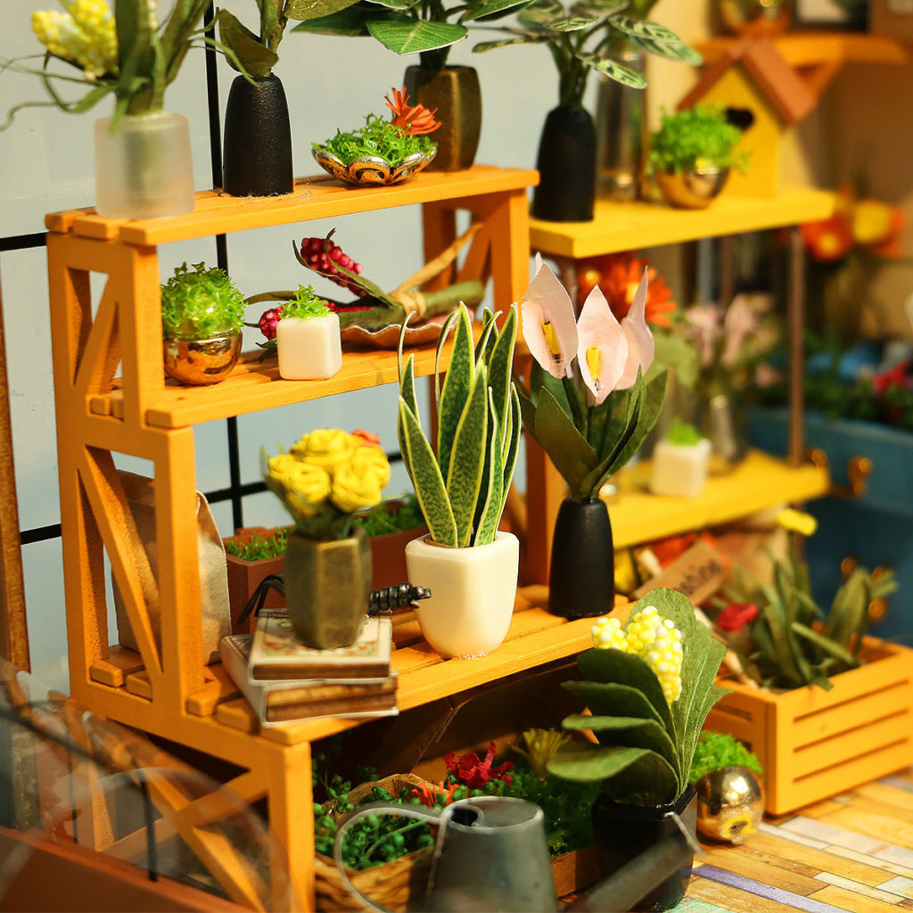 DIY Miniature House Kit: Cathy’s Flower House – Geppetto's Toy Box