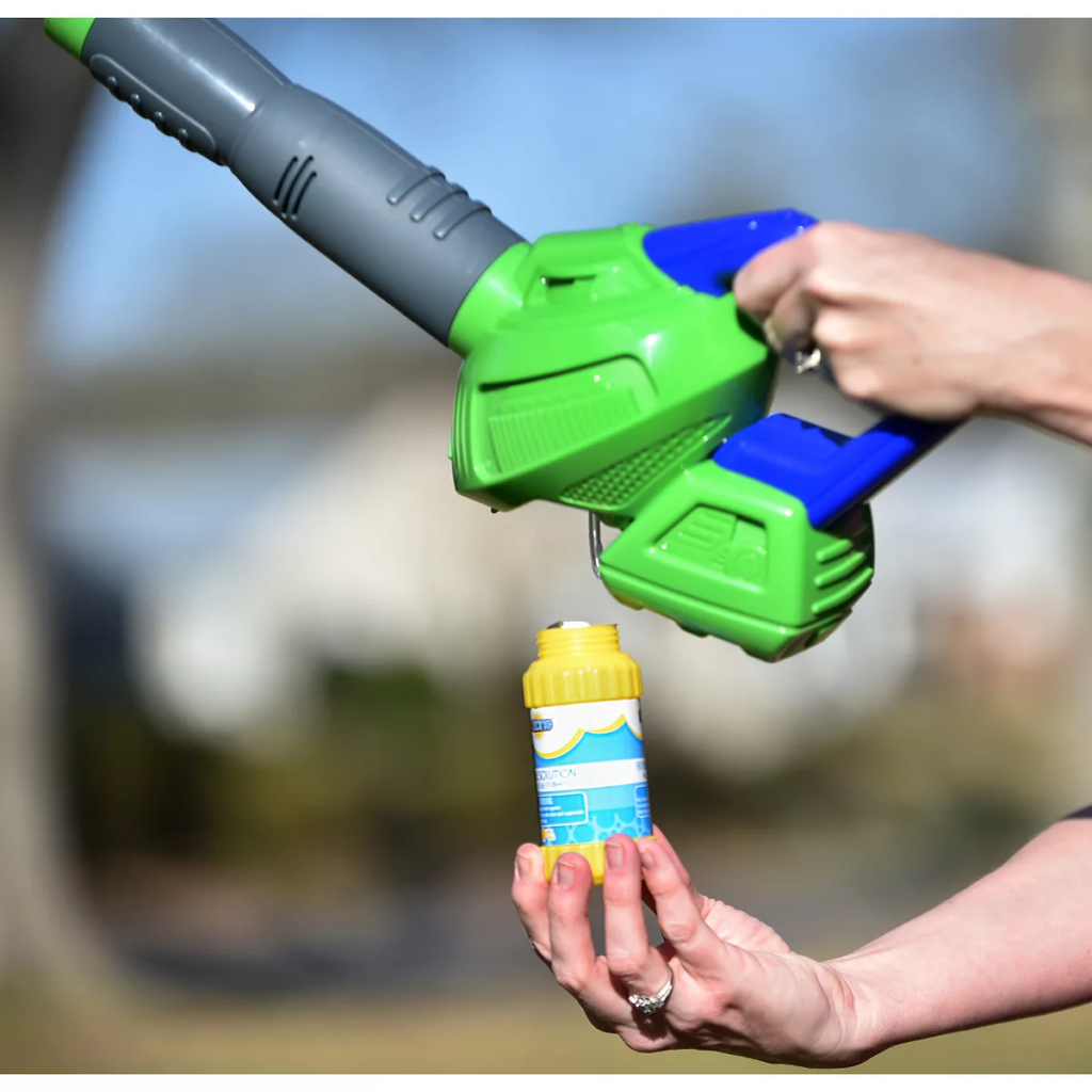 Bubble ‘N’ Fun Motorized Leaf Blower – Geppetto's Toy Box